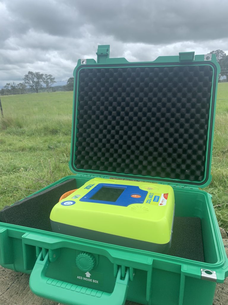 Large AED/Defib Tough Waterproof Green Carry Case