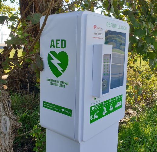 Defibshop Outdoor AED Cabinet & Stand Combo *IN STOCK*